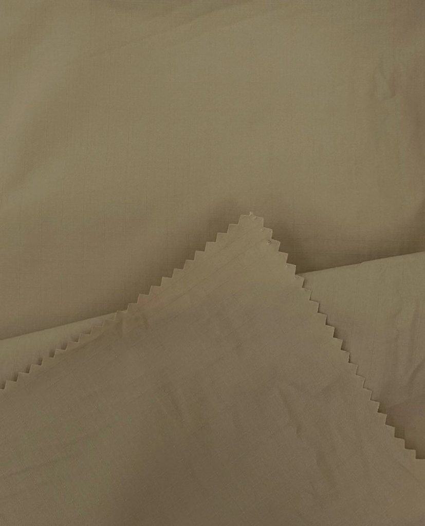 Weft Stretch Plaid Polyester Fabric–Hangzhou Kangman Textile Co., Ltd.