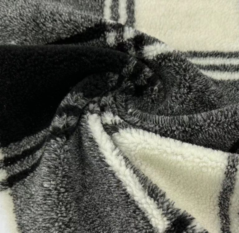 Plaid Polyester Fleece Sherpa Fabric–Hangzhou Kangman Textile Co., Ltd.